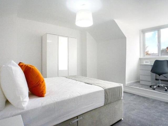 4 bedroom terraced house for rent in Tudor Grove, The Arboretum, Nottingham, NG1