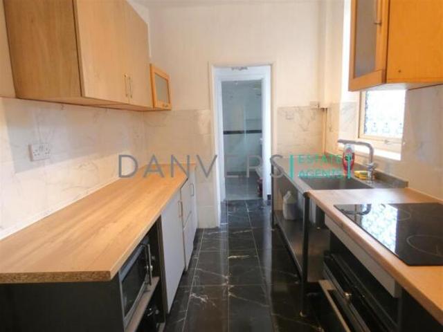 4 bedroom terraced house for rent in Ullswater Street, Leicester, LE2 7DU, LE2