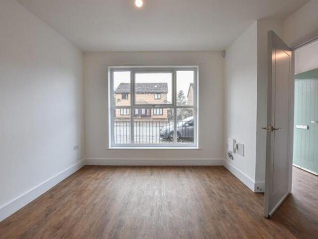 4 bedroom terraced house for rent in Voelas Street, Liverpool, Merseyside, L8