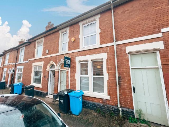 4 bedroom terraced house for sale