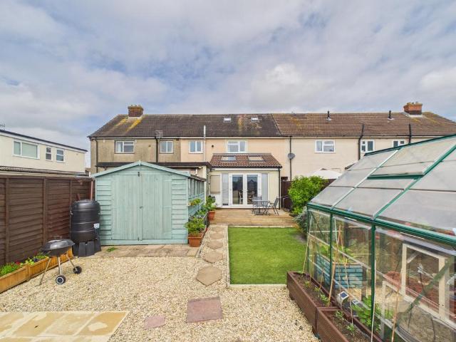 4 bedroom terraced house for sale