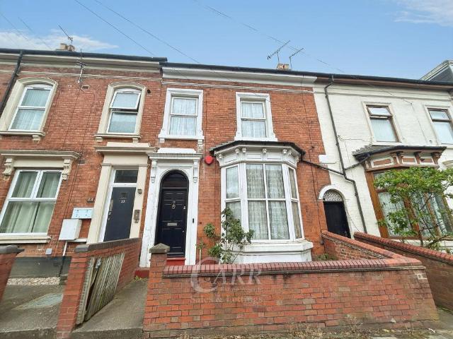 4 bedroom terraced house for sale