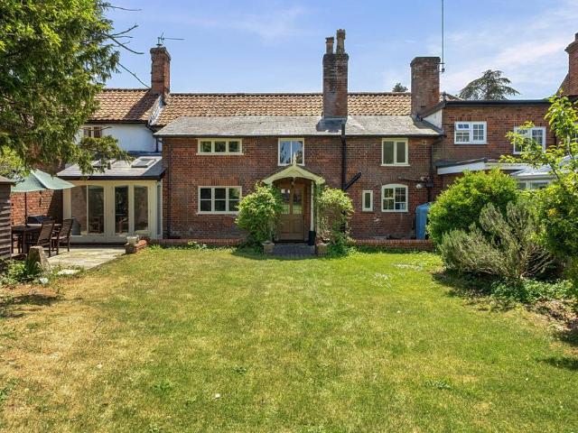 4 bedroom terraced house for sale