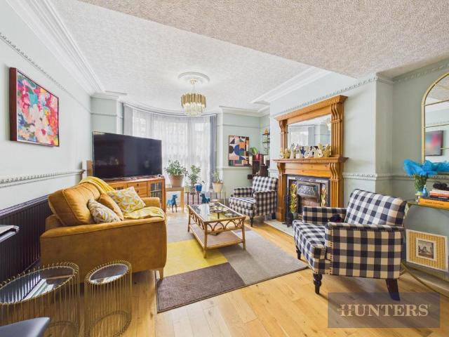 4 bedroom terraced house for sale