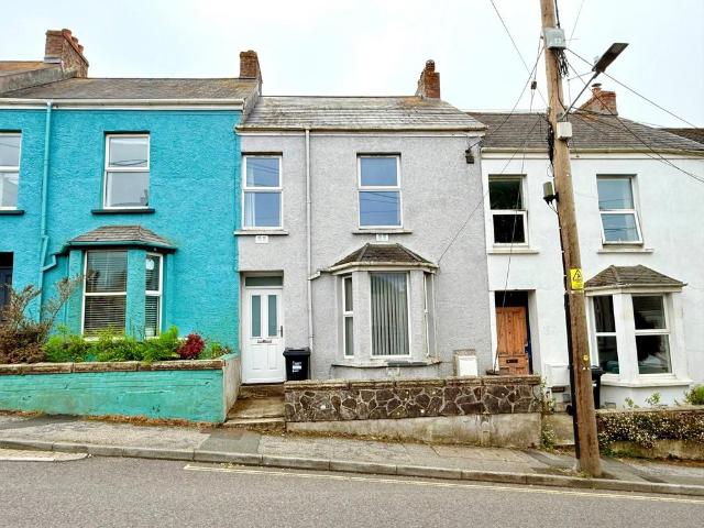 4 bedroom terraced house for sale