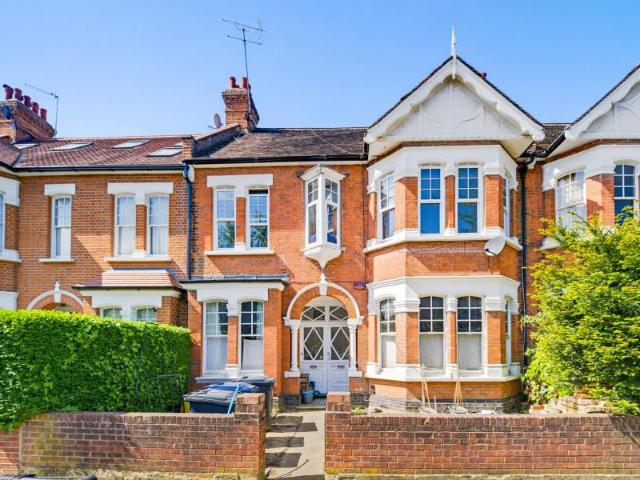 4 bedroom terraced house for sale