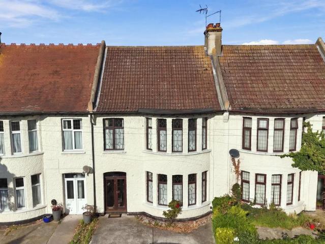 4 bedroom terraced house for sale
