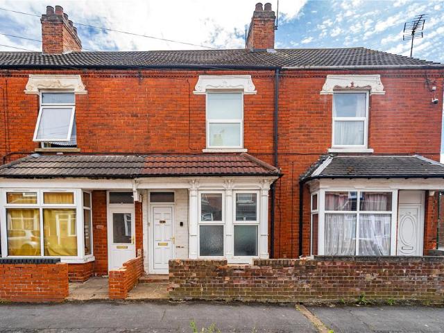 4 bedroom terraced house for sale