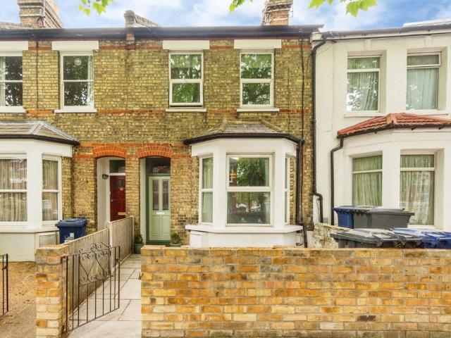 4 bedroom terraced house for sale