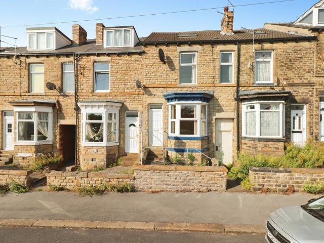 4 bedroom terraced house for sale