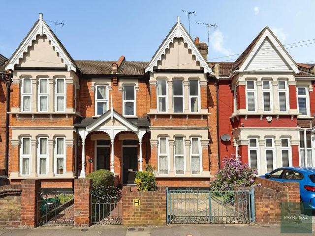 4 bedroom terraced house for sale
