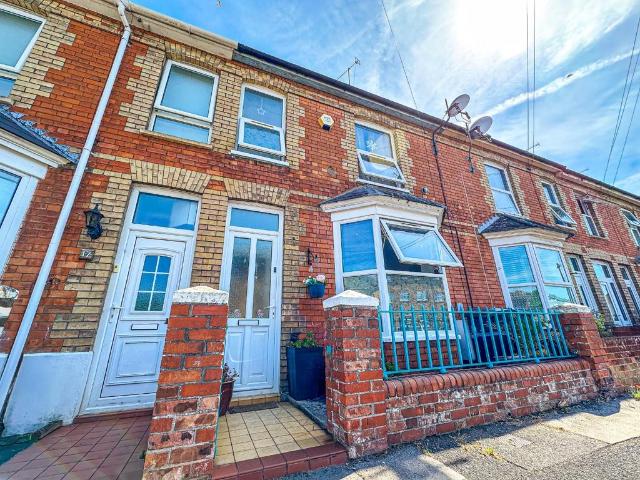 4 bedroom terraced house for sale