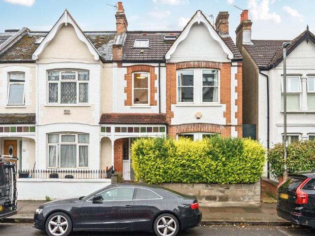 4 bedroom terraced house for sale