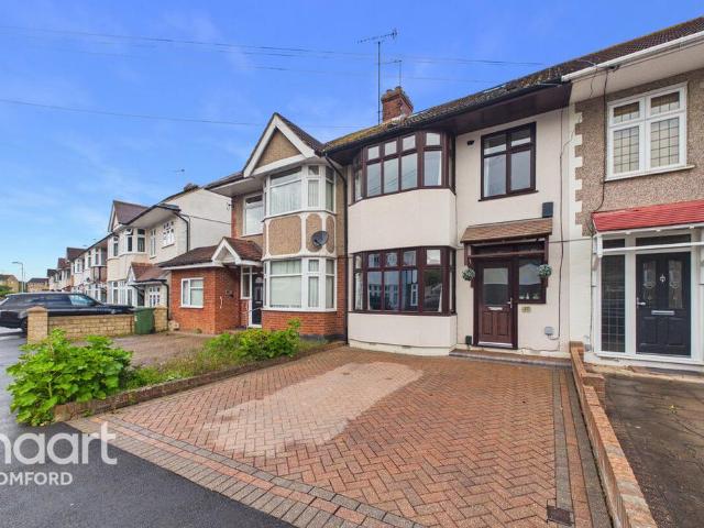 4 bedroom terraced house for sale