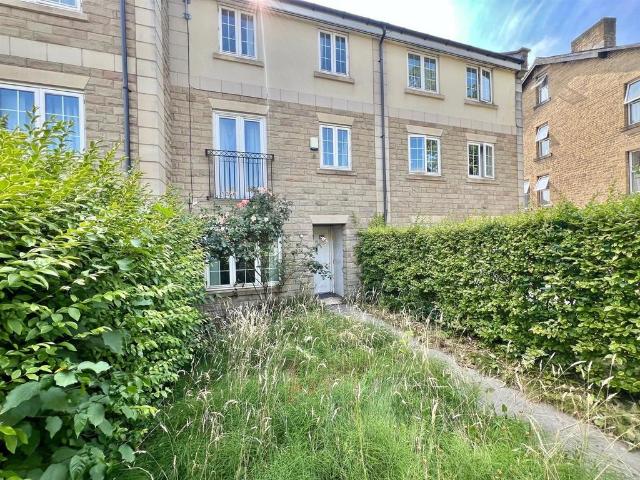 4 bedroom terraced house for sale