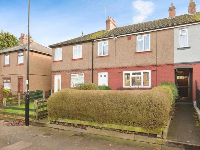 4 bedroom terraced house for sale