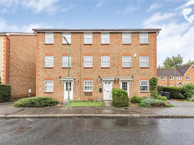 4 bedroom terraced house for sale