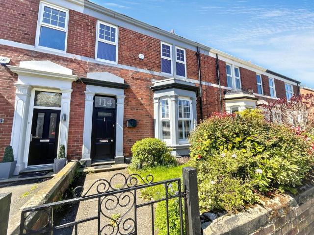 4 bedroom terraced house for sale