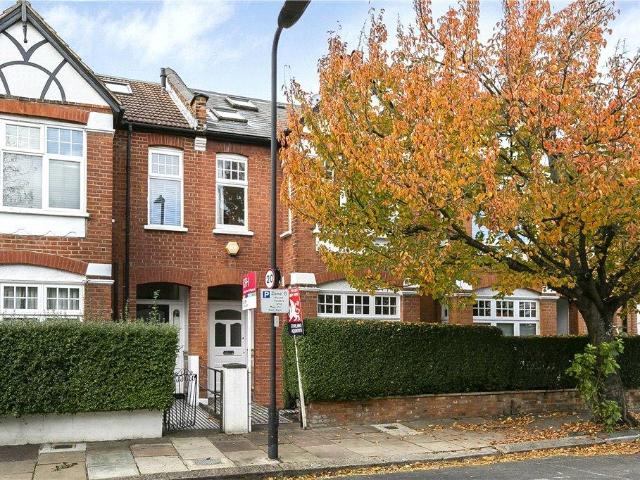 4 bedroom terraced house for sale