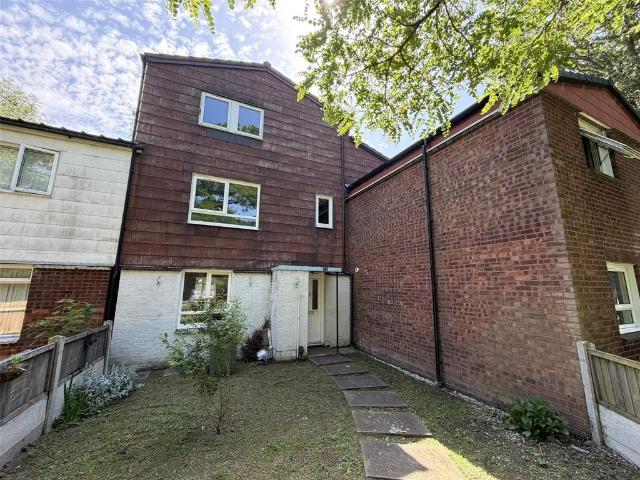 4 bedroom terraced house for sale