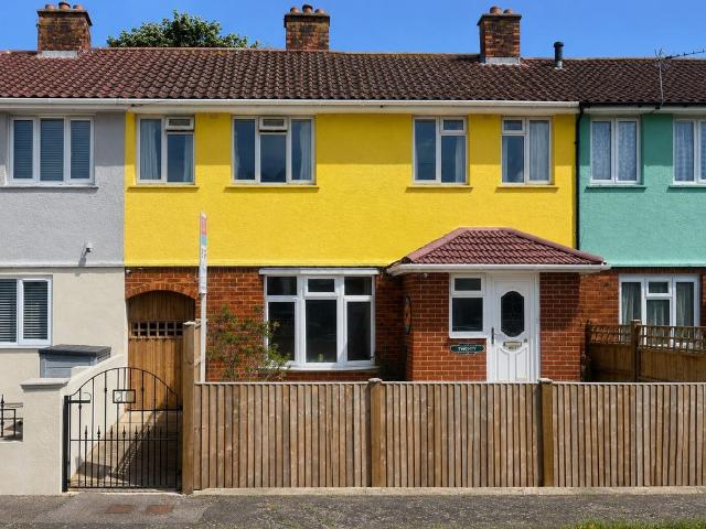 4 bedroom terraced house for sale