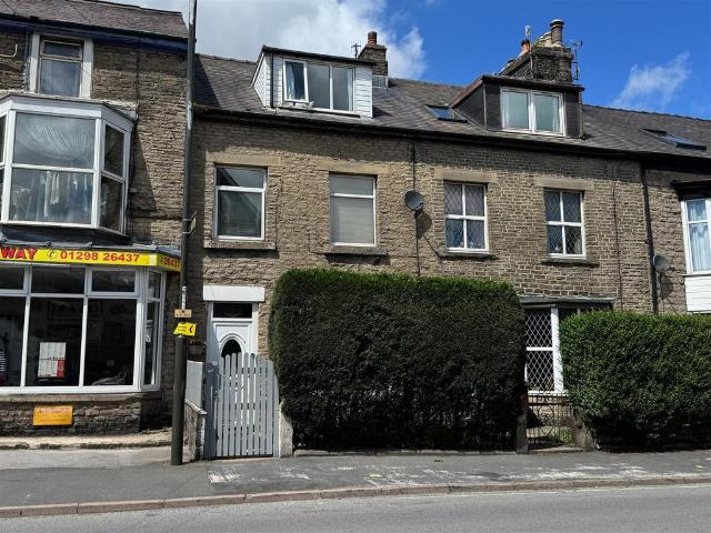 4 bedroom terraced house for sale
