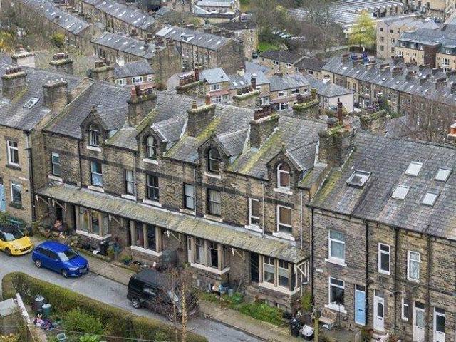 4 bedroom terraced house for sale