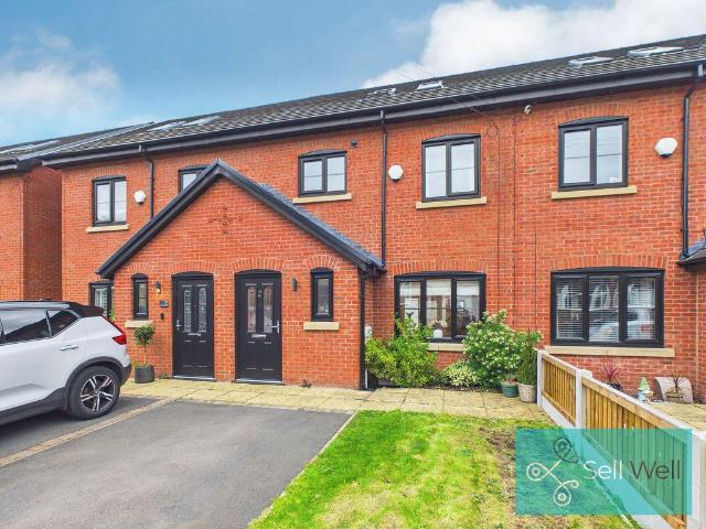 4 bedroom terraced house for sale