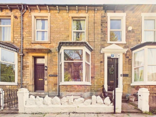 4 bedroom terraced house for sale