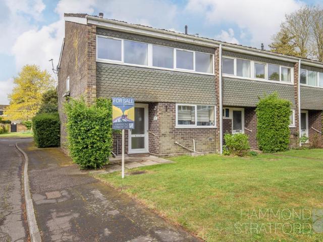 4 bedroom terraced house for sale