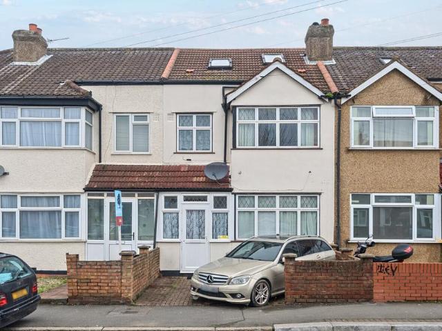 4 bedroom terraced house for sale