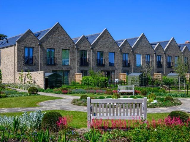4 bedroom terraced house for sale