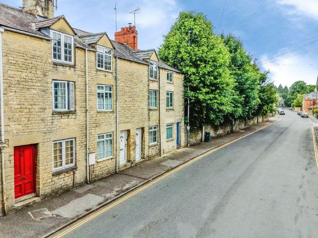 4 bedroom terraced house for sale
