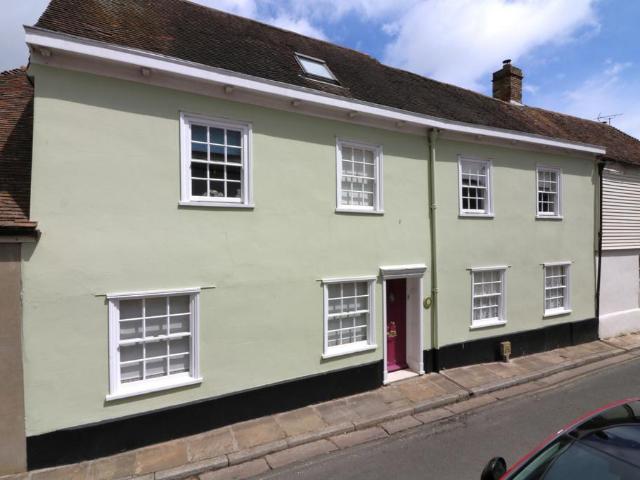 4 bedroom terraced house for sale