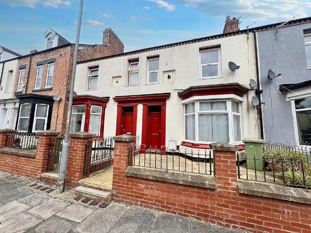 4 bedroom terraced house for sale