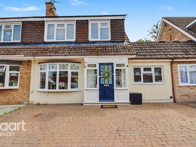 4 bedroom terraced house for sale