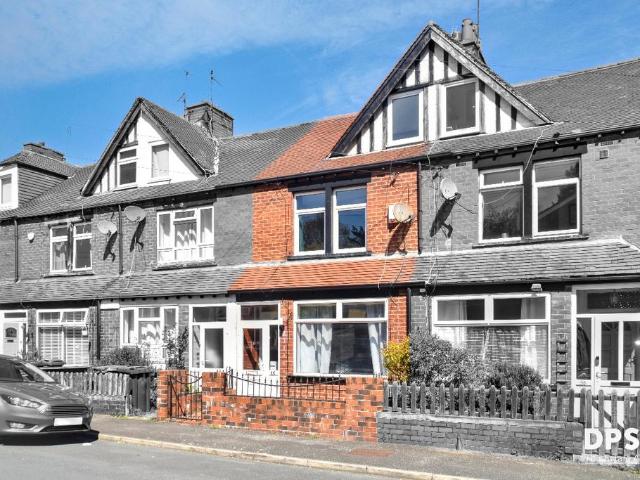 4 bedroom terraced house for sale