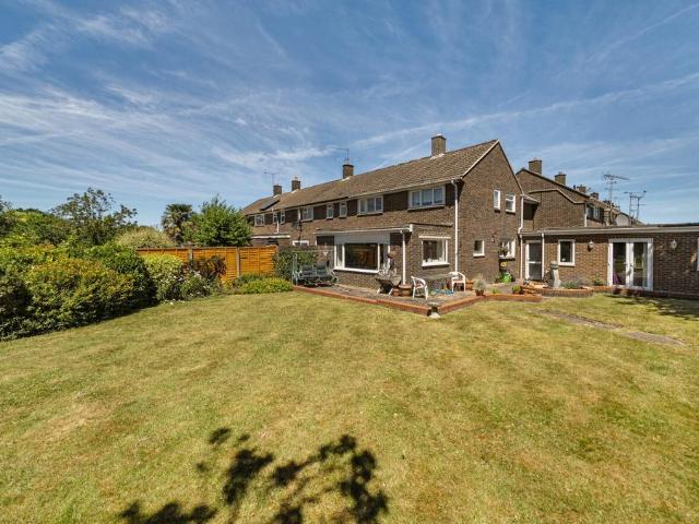 4 bedroom terraced house for sale