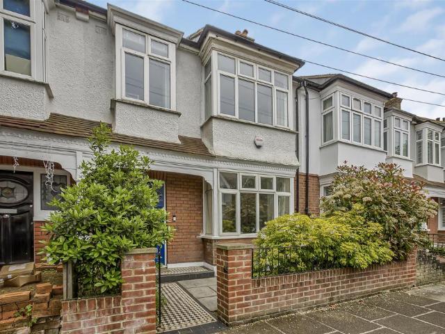 4 bedroom terraced house for sale