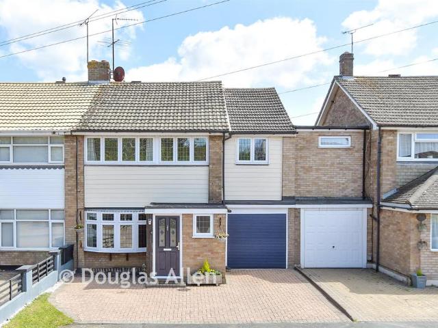 4 bedroom terraced house for sale