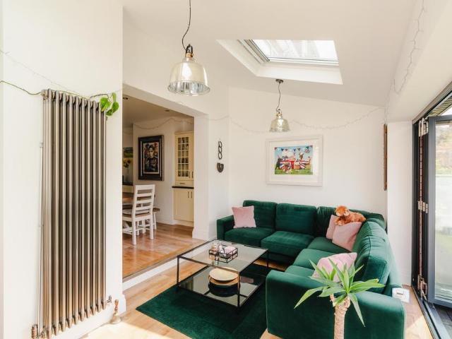 4 bedroom terraced house for sale