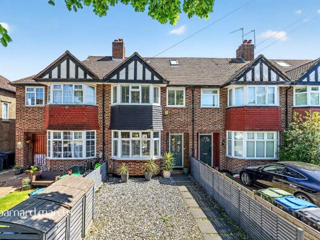 4 bedroom terraced house for sale