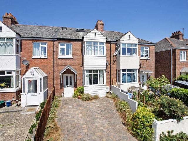 4 bedroom terraced house for sale