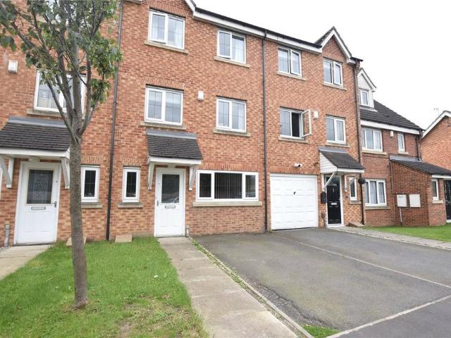 4 bedroom terraced house for sale