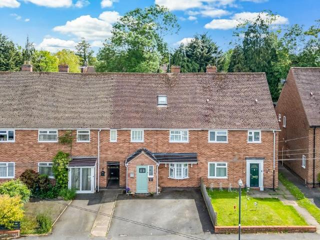 4 bedroom terraced house for sale