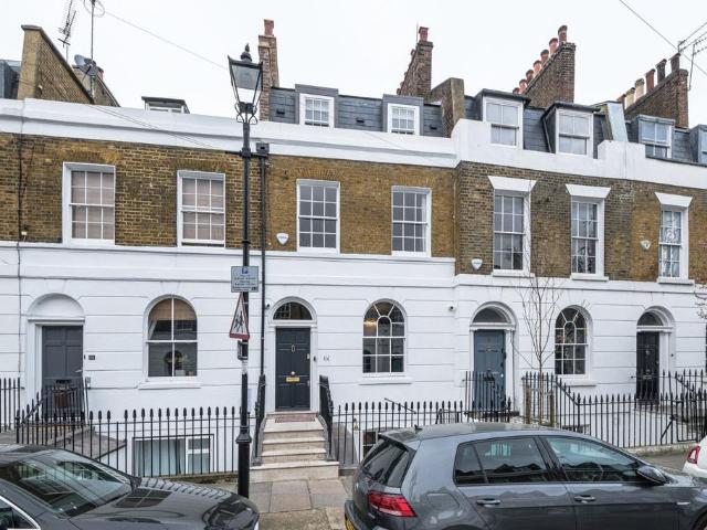 4 bedroom terraced house for sale