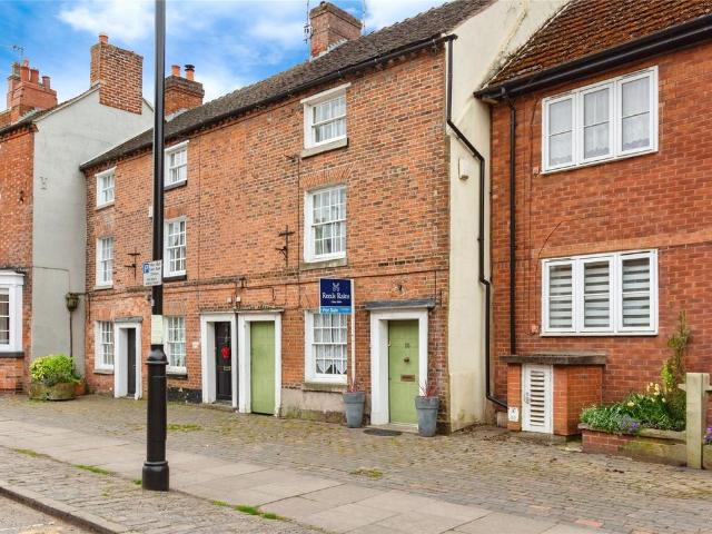 4 bedroom terraced house for sale