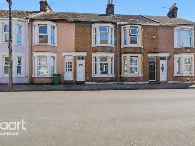 4 bedroom terraced house for sale