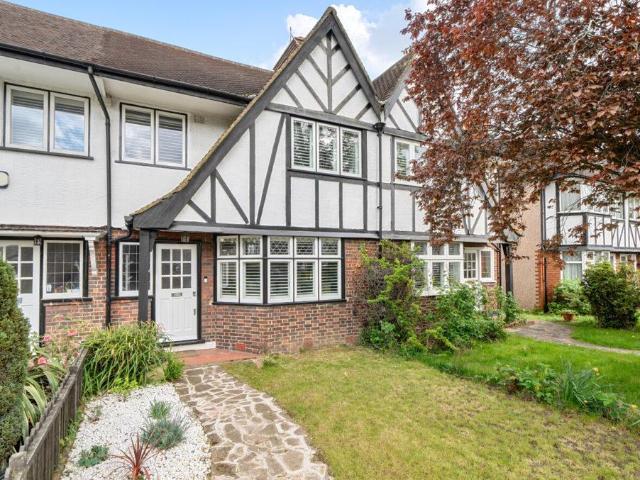 4 bedroom terraced house for sale