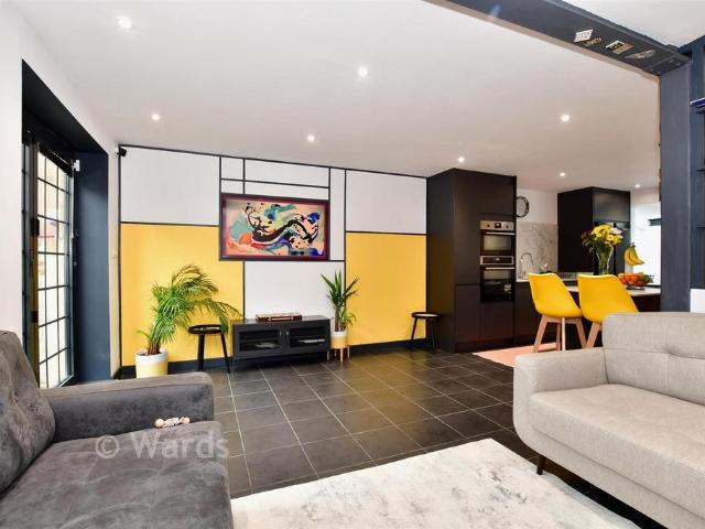 4 bedroom terraced house for sale
